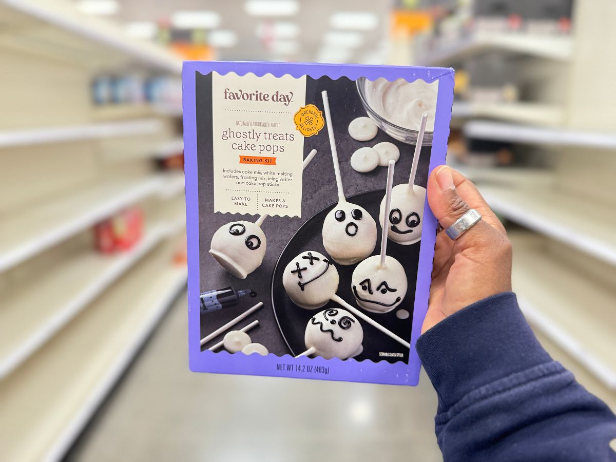 NEW Favorite Day Fall Treats at Target | Pumpkin Pretzels, Caramel ...