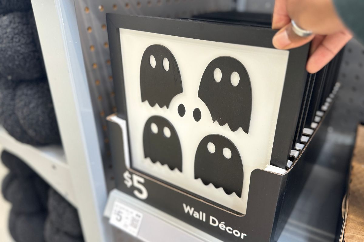 New Walmart Dollar Shop Halloween Items ($5 or Less!) | Hip2Save