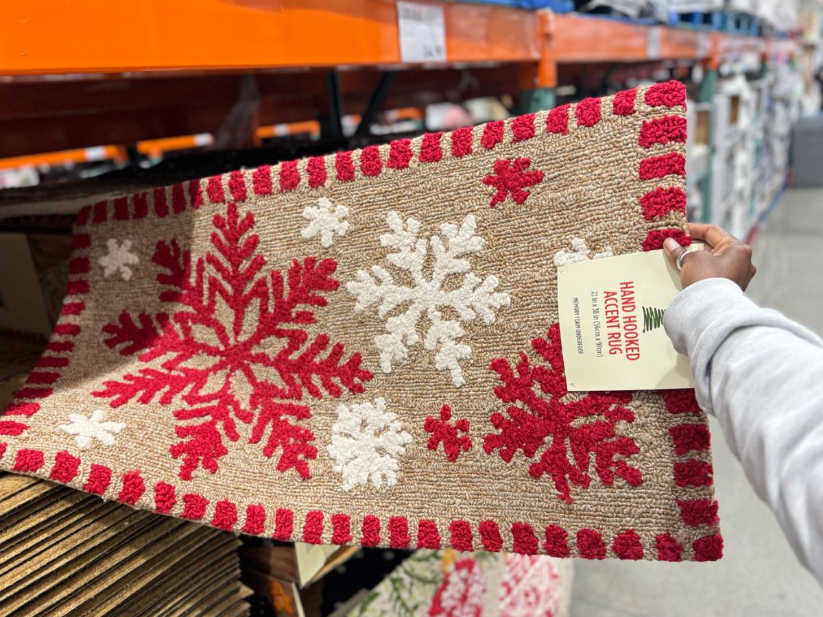 Costco Chrismas Hand-Hooked Accent Dooormats Only $14.99 | Hip2Save