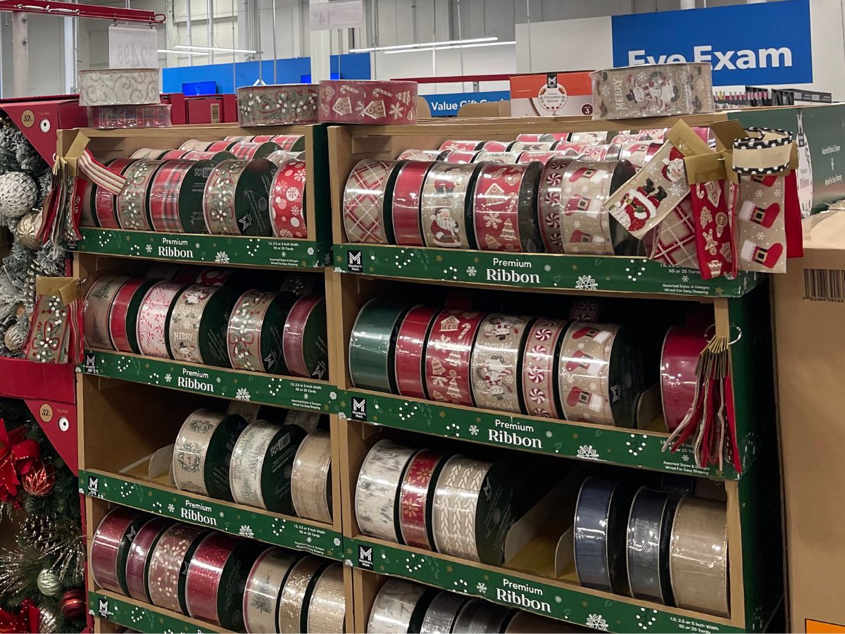 Shop Our Fave Sam's Club Christmas Decorations | Jingle Bells, Pre-Lit ...