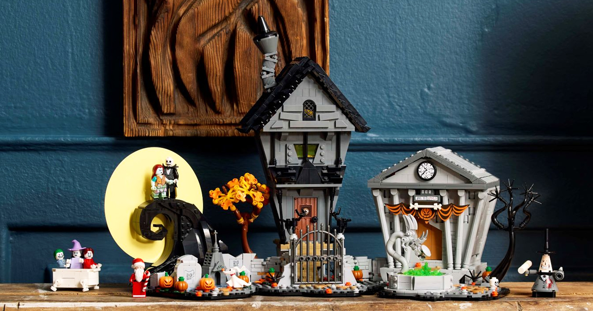 Nightmare Before Christmas LEGO Set Available Now (Contains Over 2,100 ...