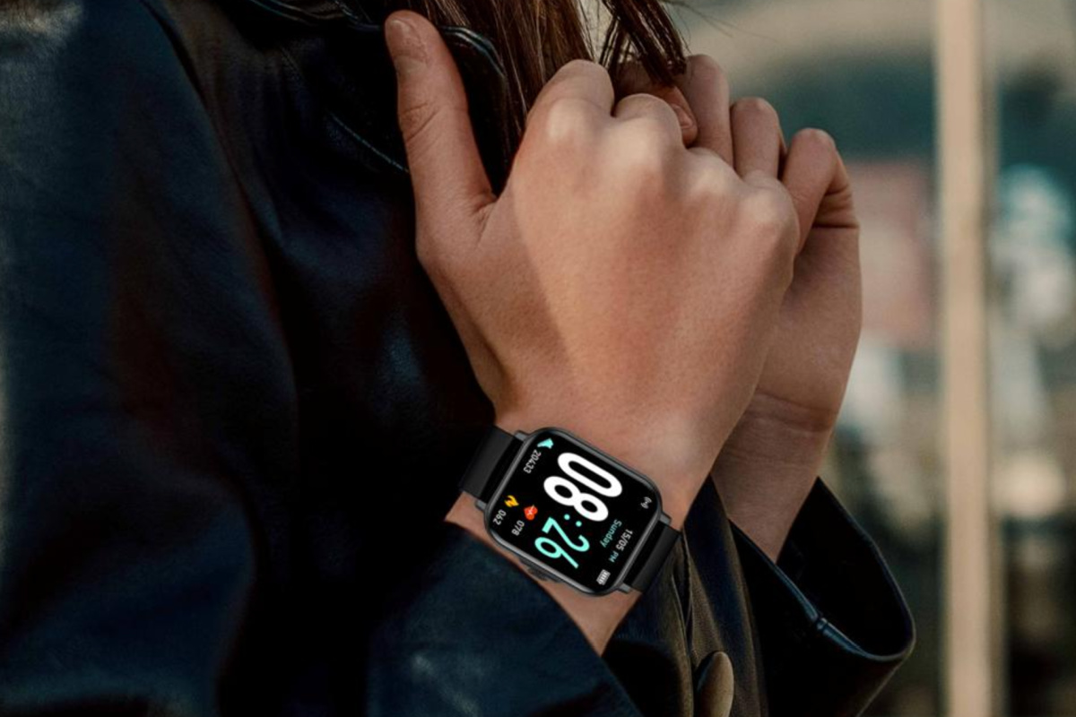 Bluetooth Smartwatch w/ Extra Band from $19.99 Shipped (Tracks Your ...