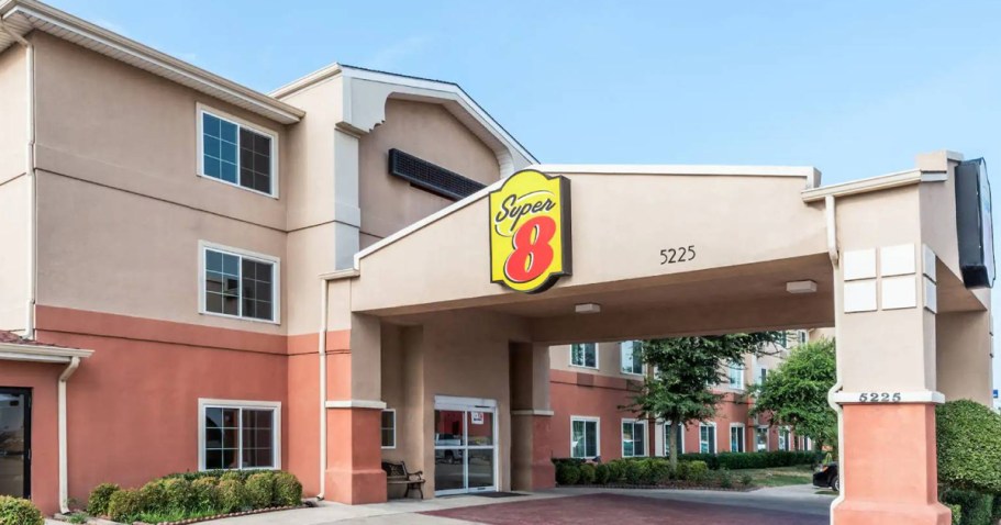 $8.88 Room Rates at Super 8 by Wyndham - Today at 8AM ET! | Hip2Save
