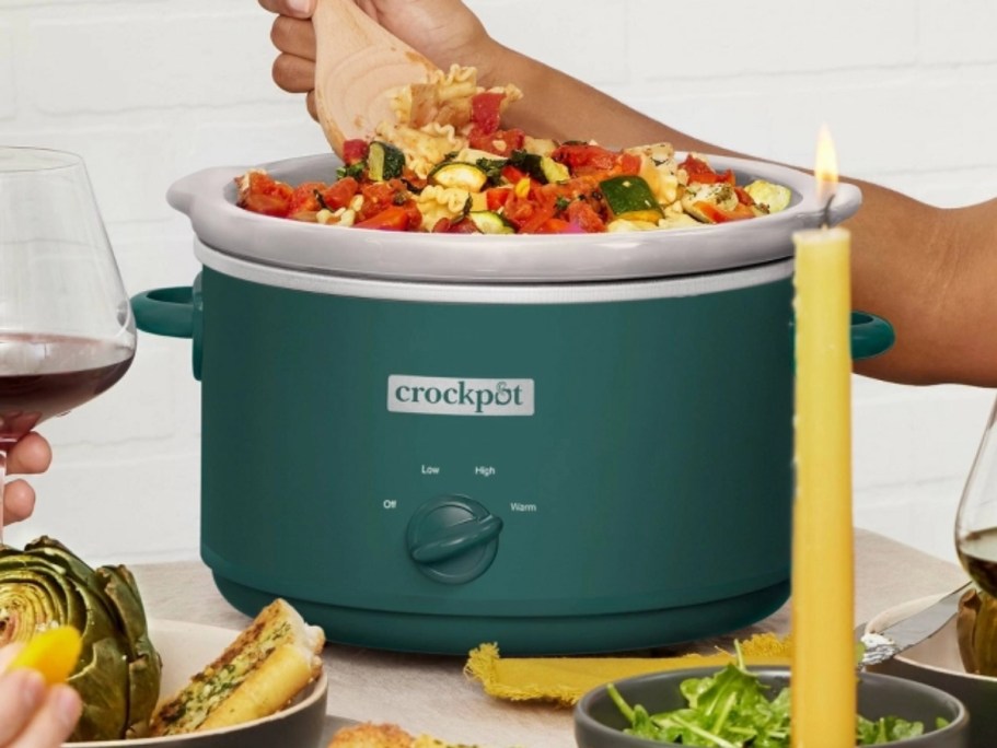 Price Drop: 4.5-Quart Crock-Pots Only $17.99 on Target.com | Hip2Save