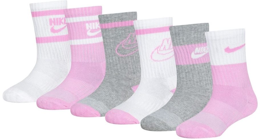 Nike Dri-Fit Socks 6-Pack Just $15 on Kohls.com | Hip2Save