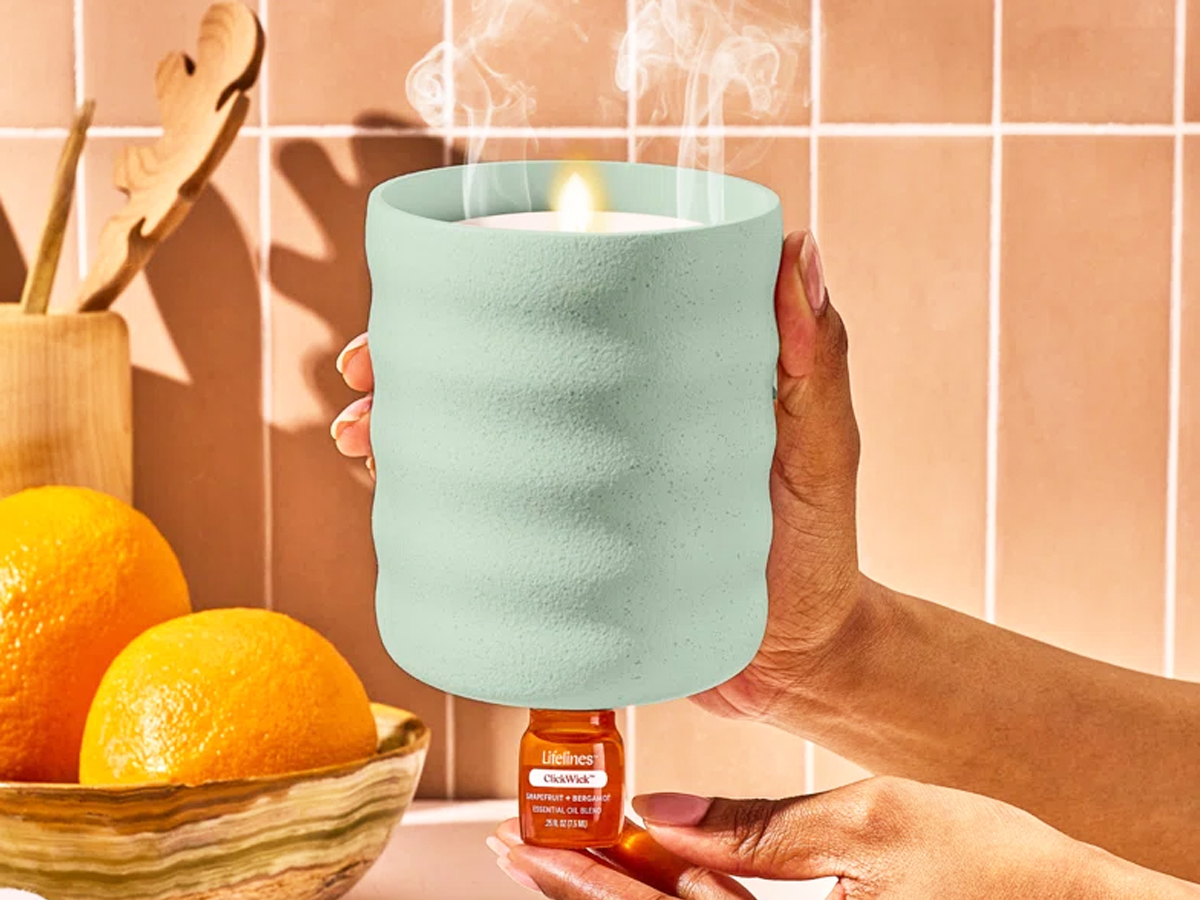 Flameless Candle Essential Oil Diffuser Just $18.89 on Amazon (Reg. $30) - Flickers Like Real ...