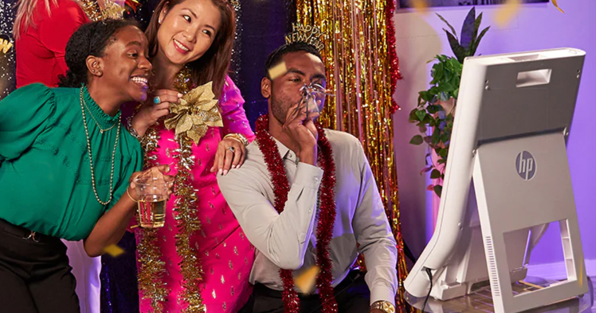 This HP Personal Photo Booth is One of Amazon’s Hottest New Items ...