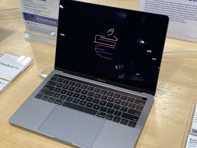 MacBook Pro Deal Alert: Save $449 on the 2022 M2 Model + Free Shipping ...