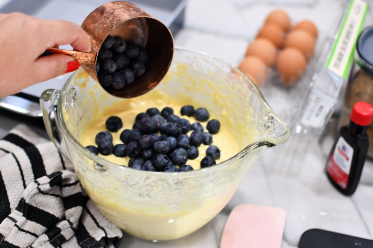 Turn a Boxed Cake Mix into a Blueberry Crumb Cake!