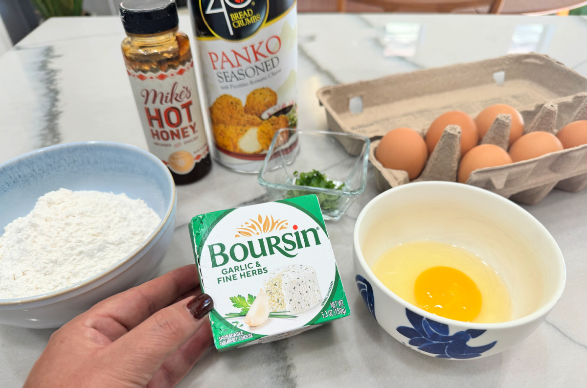 Crispy Baked Boursin Cheese is the IT Holiday Appetizer to Try!