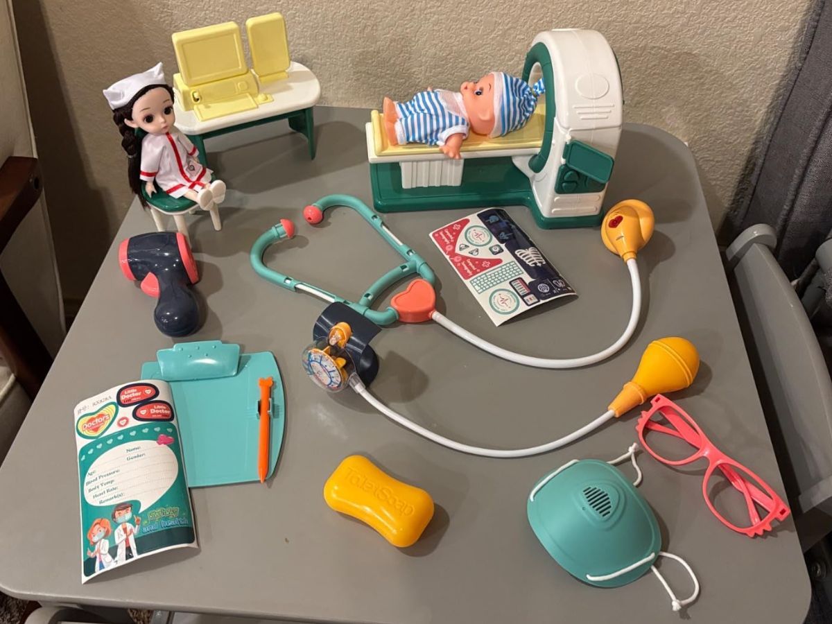 Kids Doctor Playset w/ CT Scanner Just $27.99 Shipped on Amazon (Reg ...