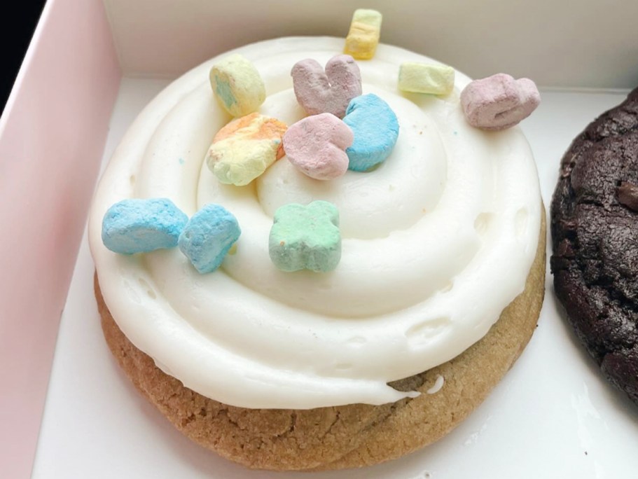 Love Crumbl Cookies?! Score a 6-Pack for the Price of 4!