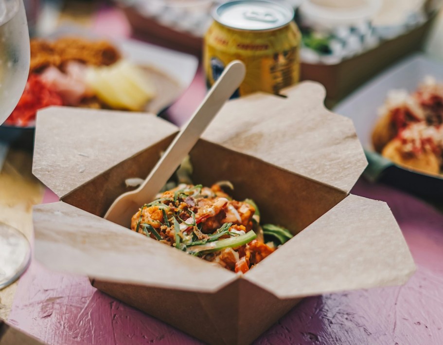 How to Save Money At Restaurants Just Got Cheaper | Hip2Save