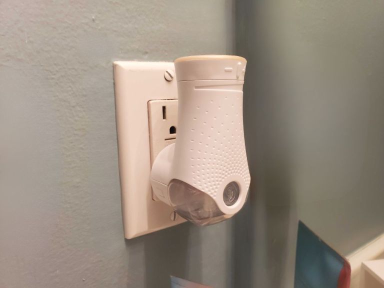 FREE Glade Air Freshener Plugin After Walmart Cash | Hip2Save