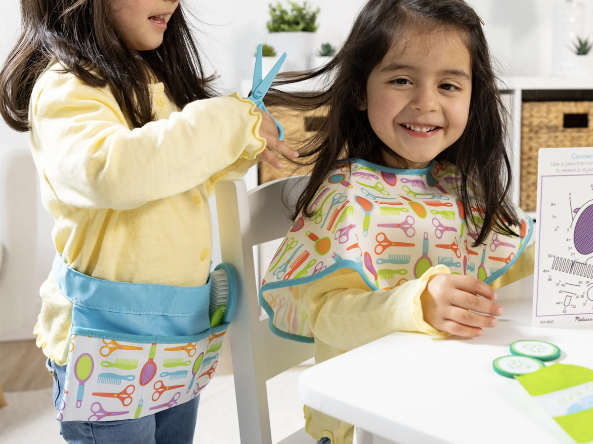 Melissa & Doug Salon & Spa Playset Only $13.60 (Reg. $32) | Hip2Save