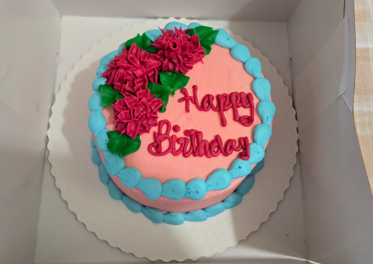 Walmart Custom Holiday Heart-Shaped Cakes from $24.98 (So Cute!)