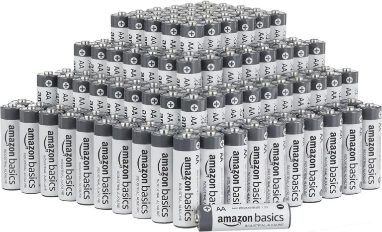 Amazon Basics AA Batteries 200-Count Only $30.93 Shipped (Just 15¢ Per ...