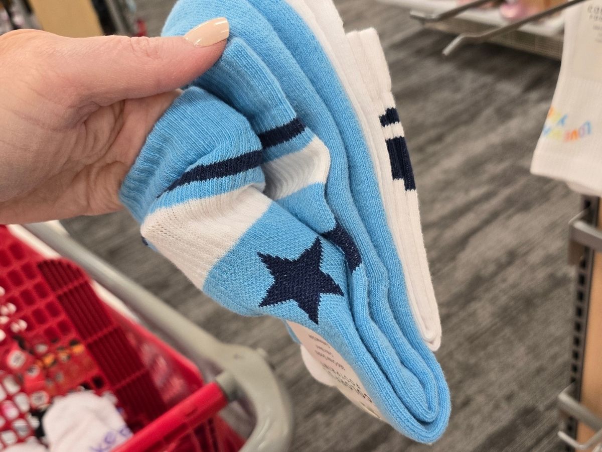 Trendy Women's Crew Socks 2-Pack Only $6 on Target.com | Hip2Save