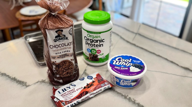 Make These Easy Protein S'mores Rice Cakes for Dessert!