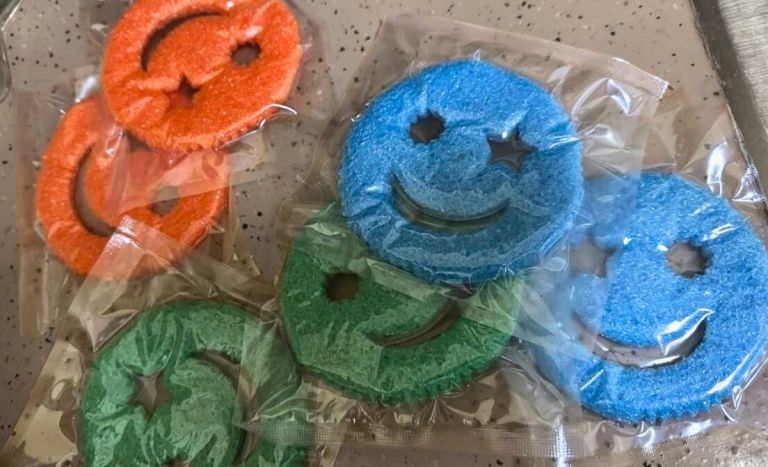 Smiley Face Sponges 6-Pack Only $4.99 on Amazon (Scrub Daddy ...