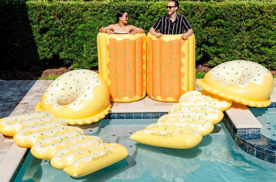 Olive Garden’s Pasta-Inspired Pool Noodles Available Today at 2pm ET ...