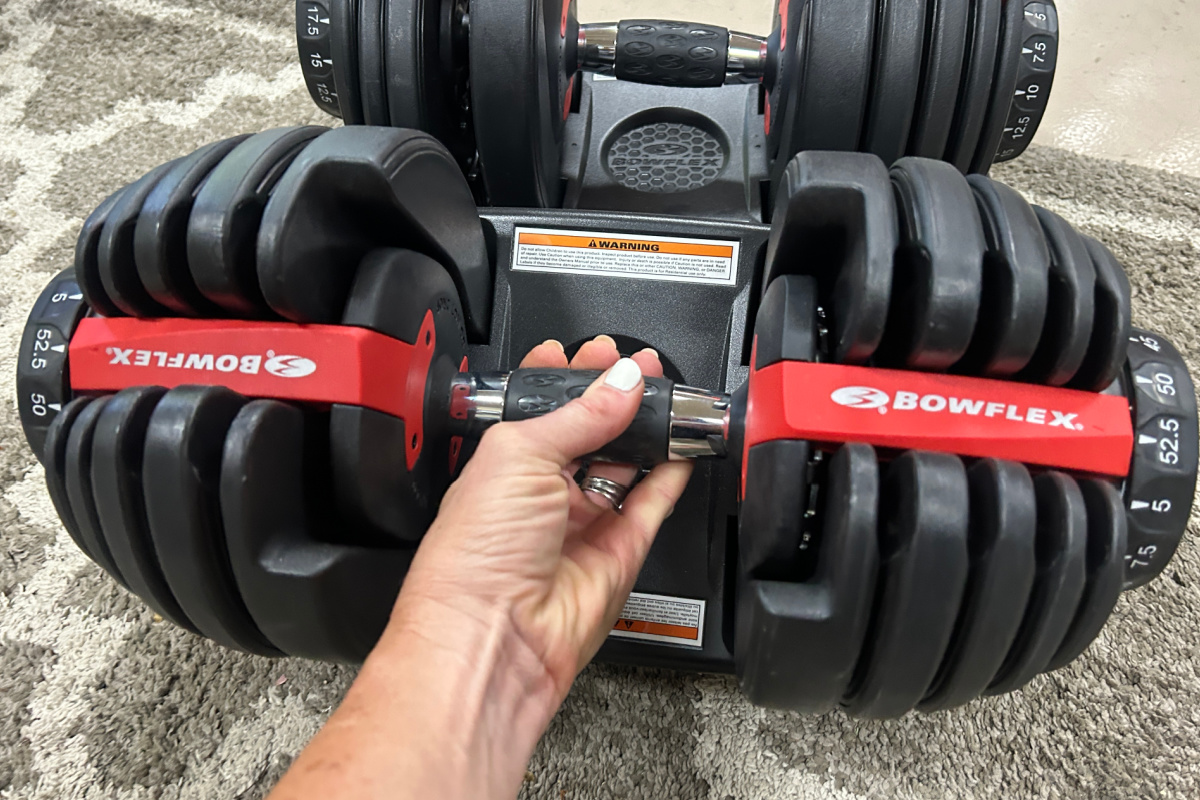 Bowflex Users: These Dumbbells Pose a Safety Risk – Check Yours Now! | Hip2Save
