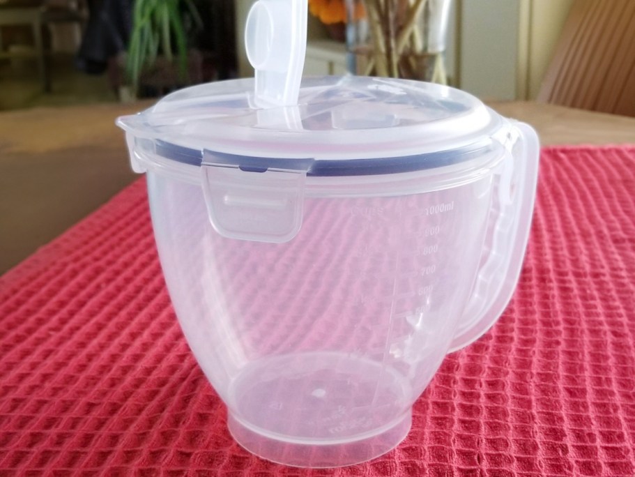 LocknLock Measuring Bowl w/ Handle Only $3.99 on Amazon (Reg. $10 ...