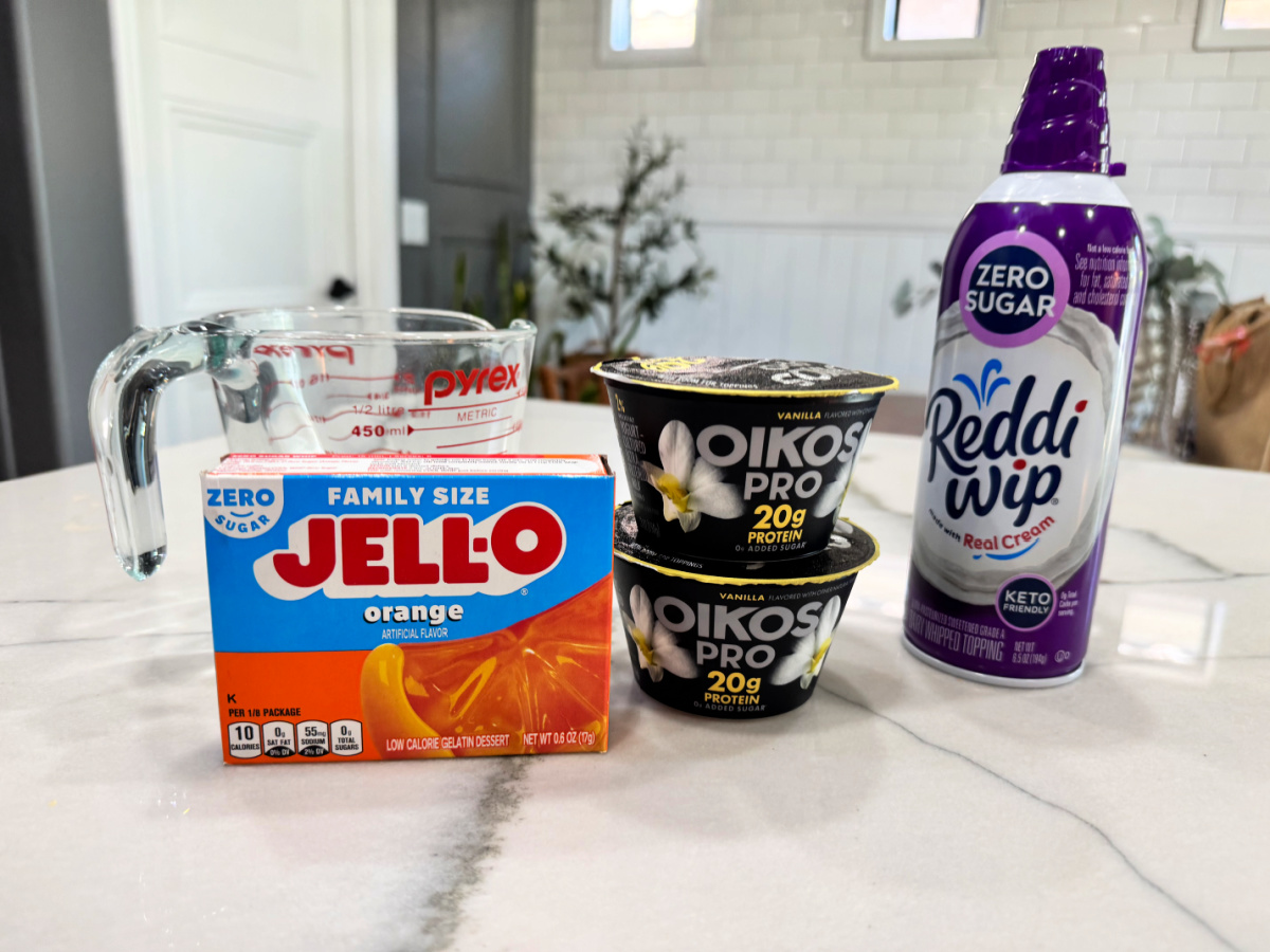Make Fluffy Protein Jello Using Greek Yogurt!