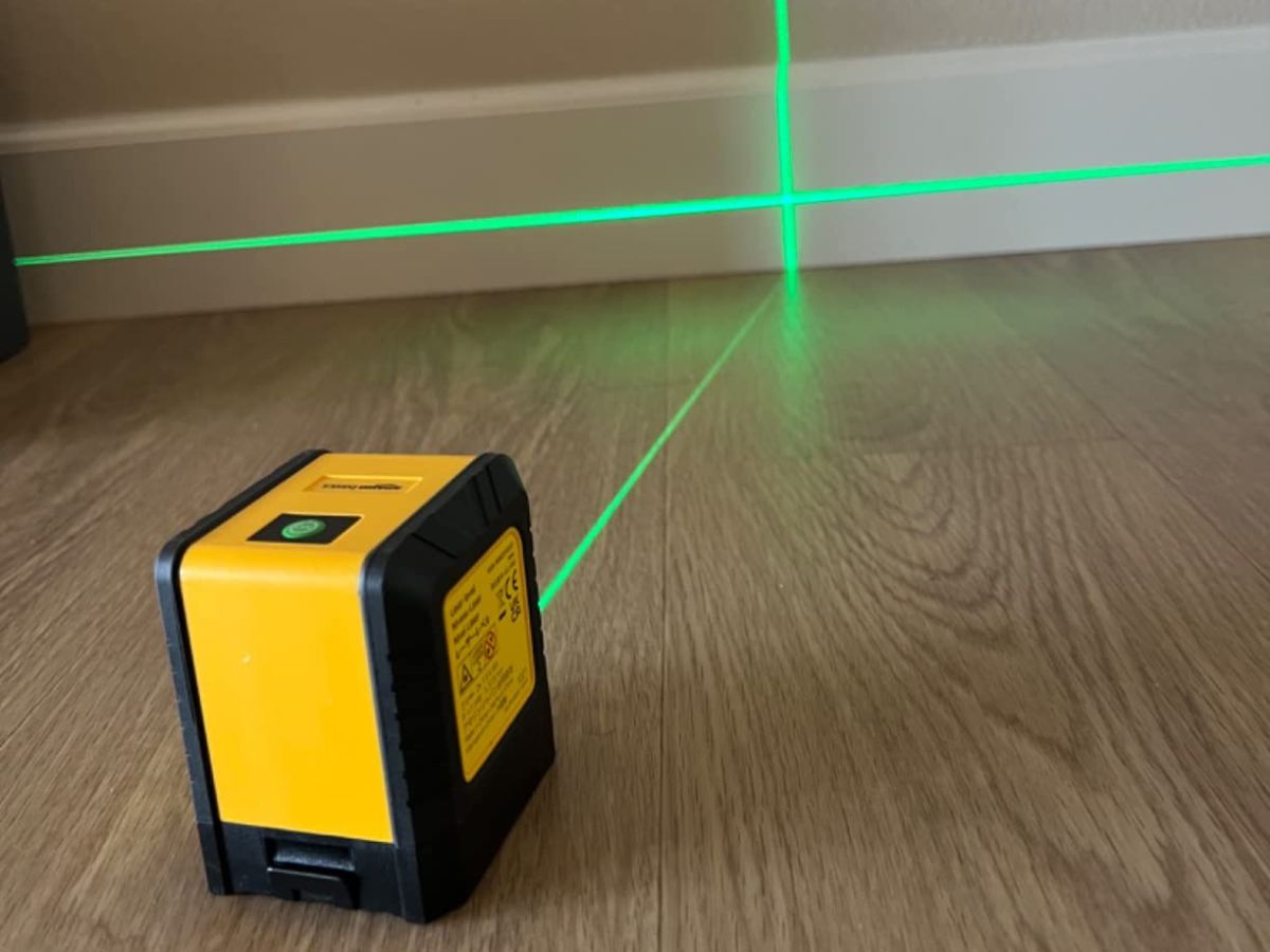 Amazon Basics Laser Level Just $19.99 - Make Every Project Spot-On ...