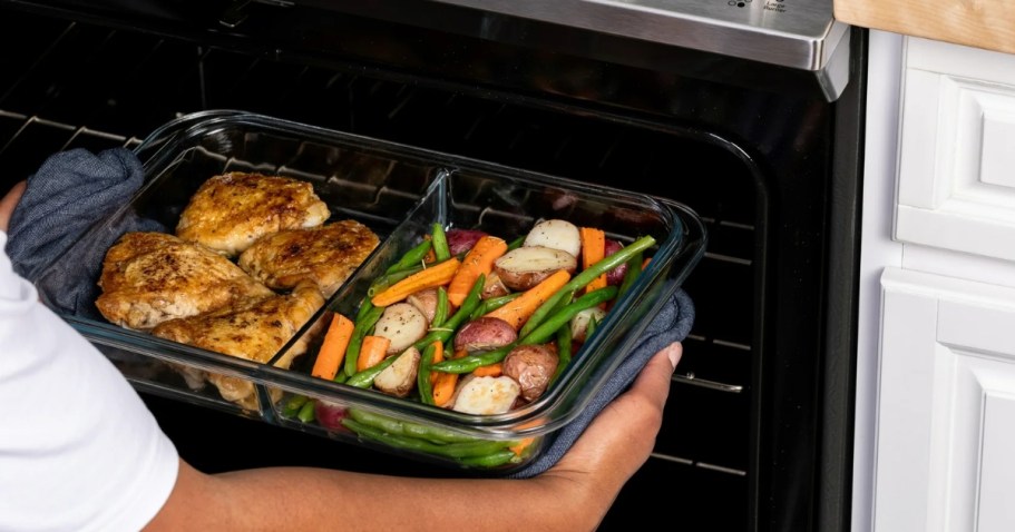 Ello 9x13 Divided Baking Dish Only $7.49 on Walmart.com | Hip2Save