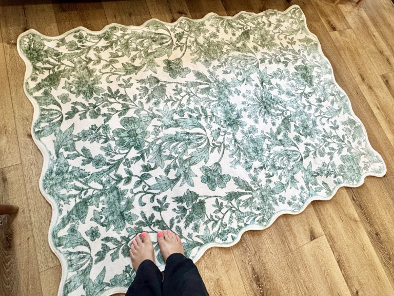 We Love These UNDER $36 Shipped Walmart Scalloped Area Rugs | Hip2Save