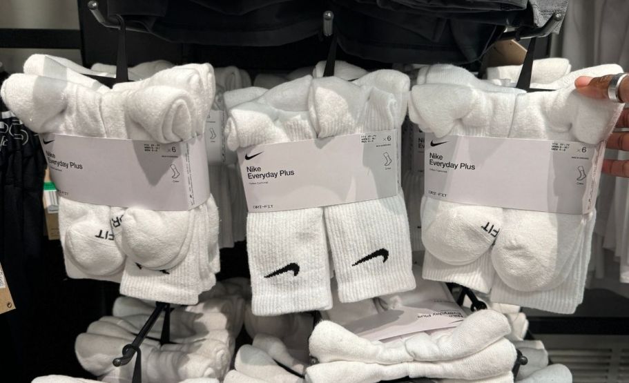Nike Socks 6-Packs from $15 on Kohls.com | Hip2Save