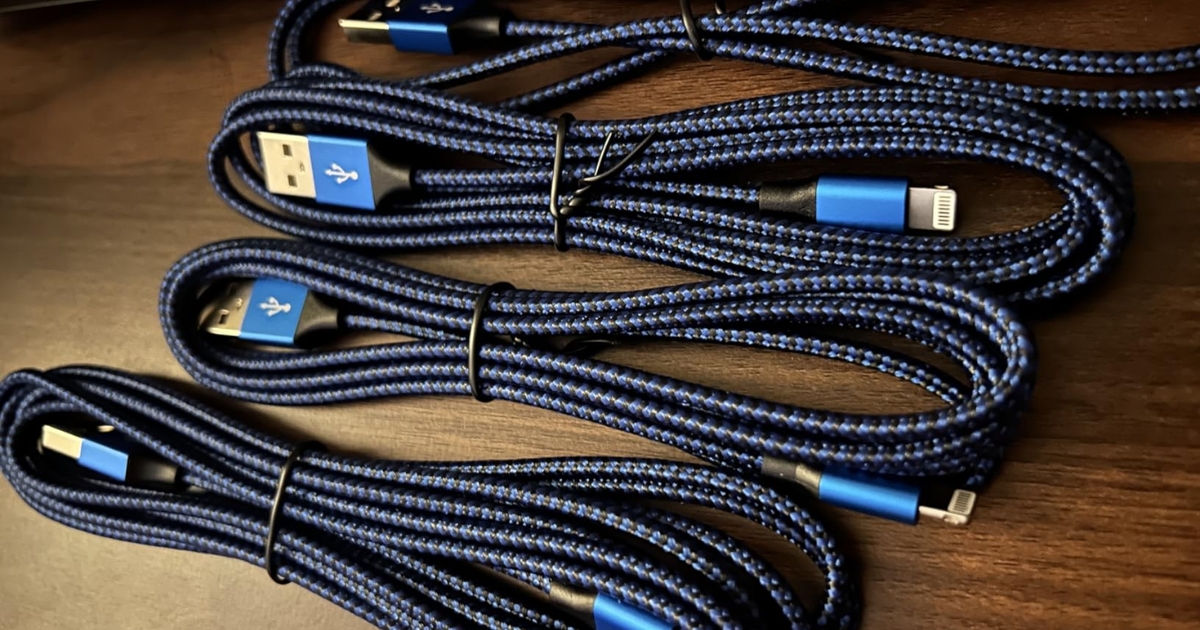 *HOT* iPhone Lightning Cables 5-Pack Only $2.49 on Amazon (Includes 3 ...