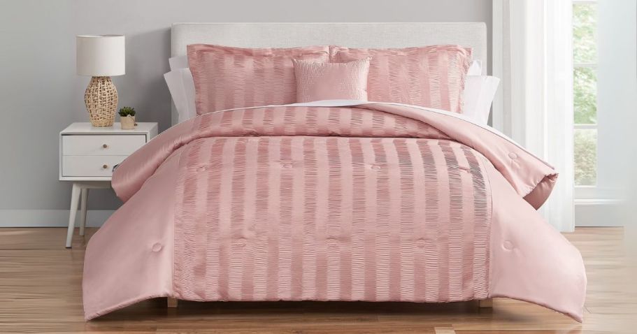 Mainstays 10-Piece Bedding Set Under $30 on Walmart.com | Hip2Save