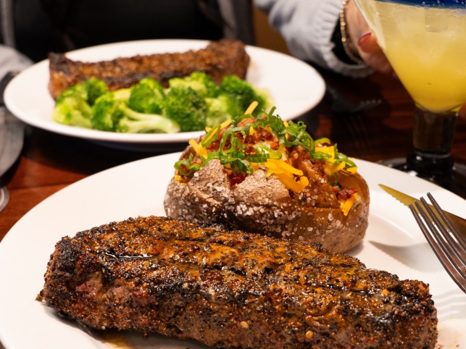 $50 Longhorn eGift Card Just $40 (Save On Your Next Date Night!) | Hip2Save