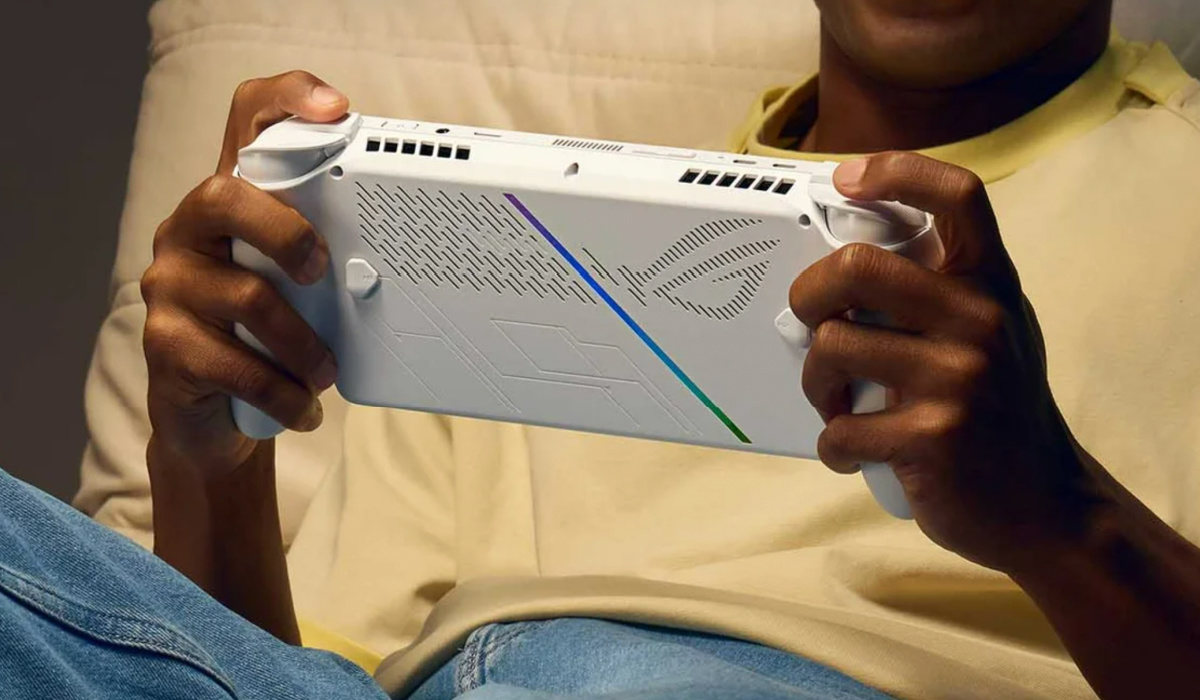 We Spotted the NEW Xbox On-the-Go Gaming System... But is it Worth $600 ...