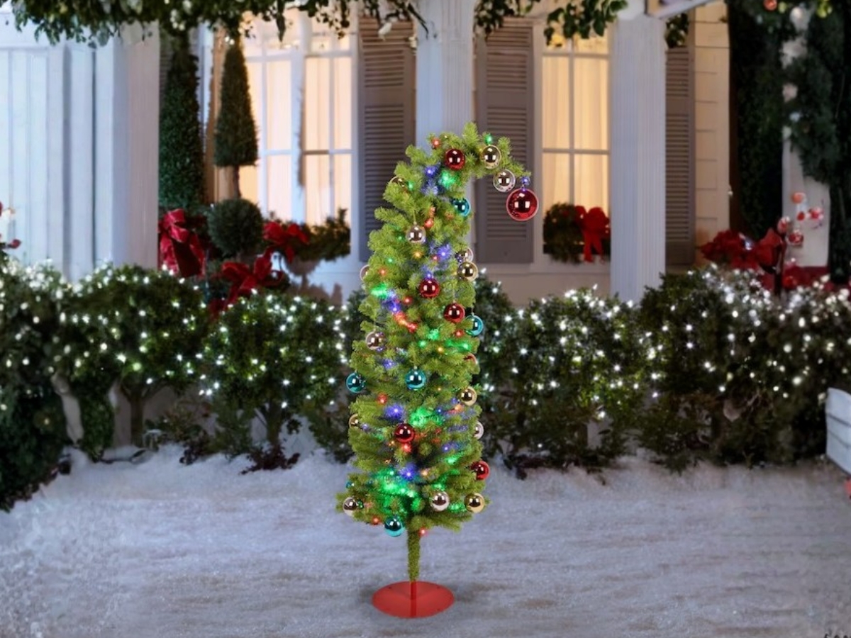 Grinch 6-Foot Prelit Tree Just $89 Shipped for Lowe's Rewards Members ...
