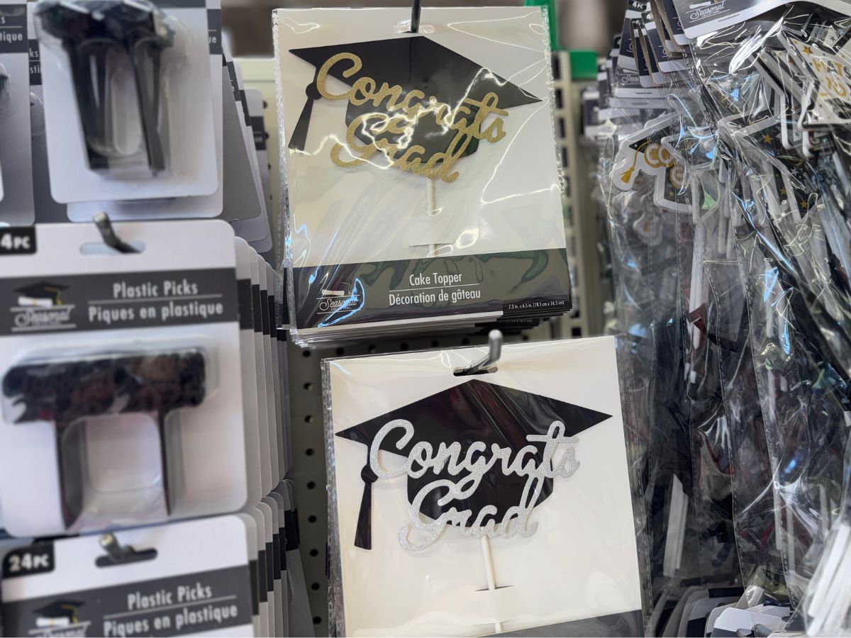 Don't Miss These Dollar Tree Graduation Supplies for $1.50 (Grad Party ...