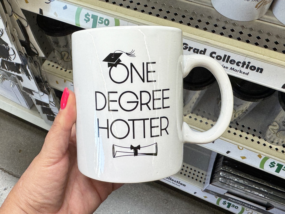Don't Miss These Dollar Tree Graduation Supplies for $1.50 (Grad Party ...