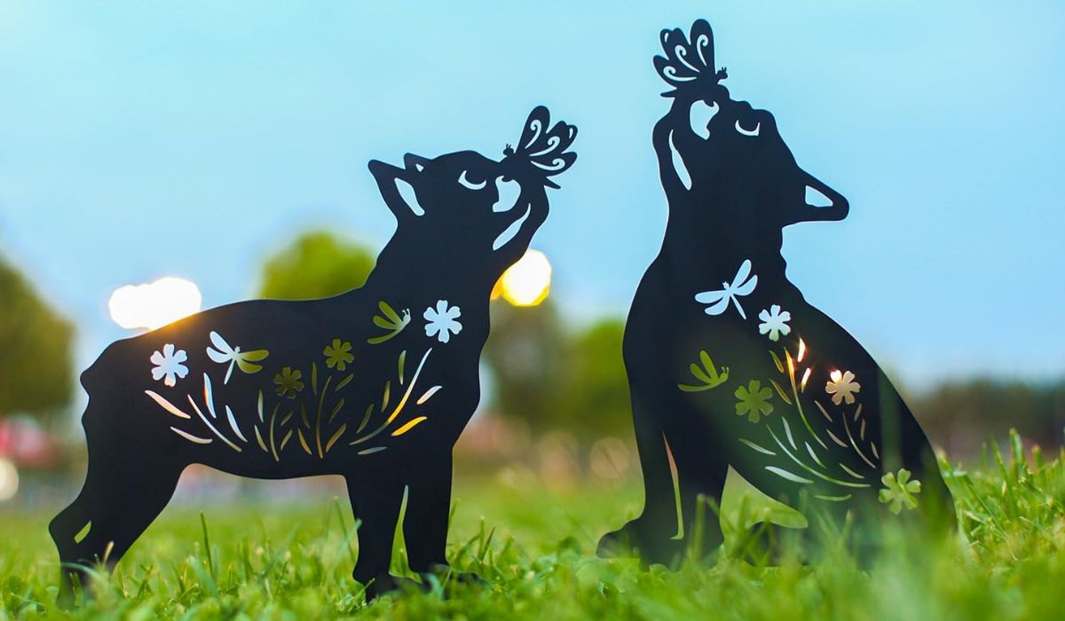 Animal-Shaped Metal Garden Stake Sets Just $12.49 on Amazon (Reg. $25 ...